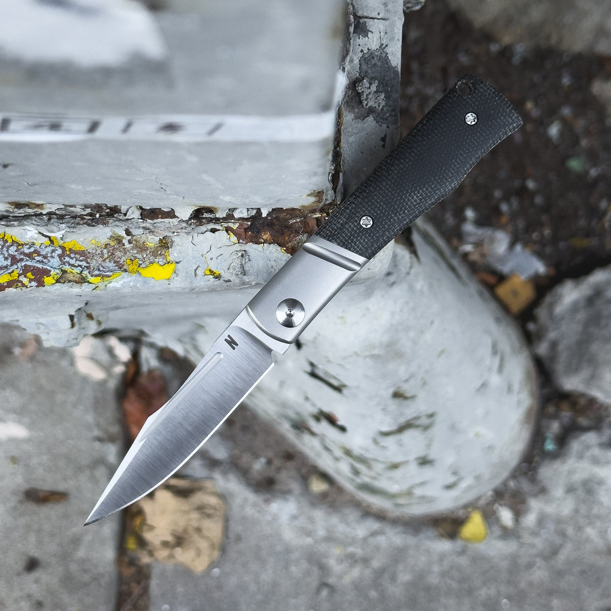 Kingpin Slipjoint - Black Micarta / Satin Blade